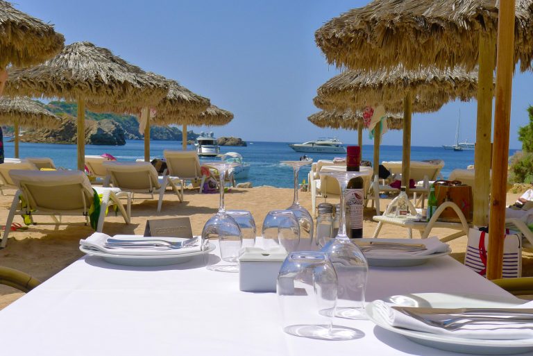 | Eten met uitzicht - 9 restaurants met prachtig uitzicht op zee | Mi ...